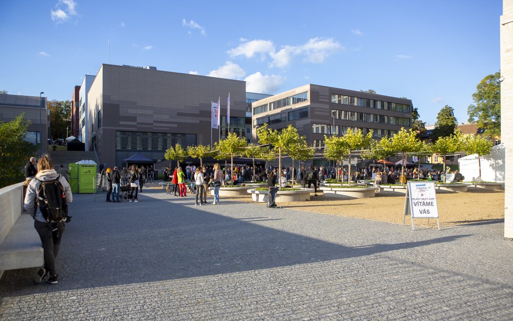 100421 37 - UJEP | Univerzita J. E. Purkyně