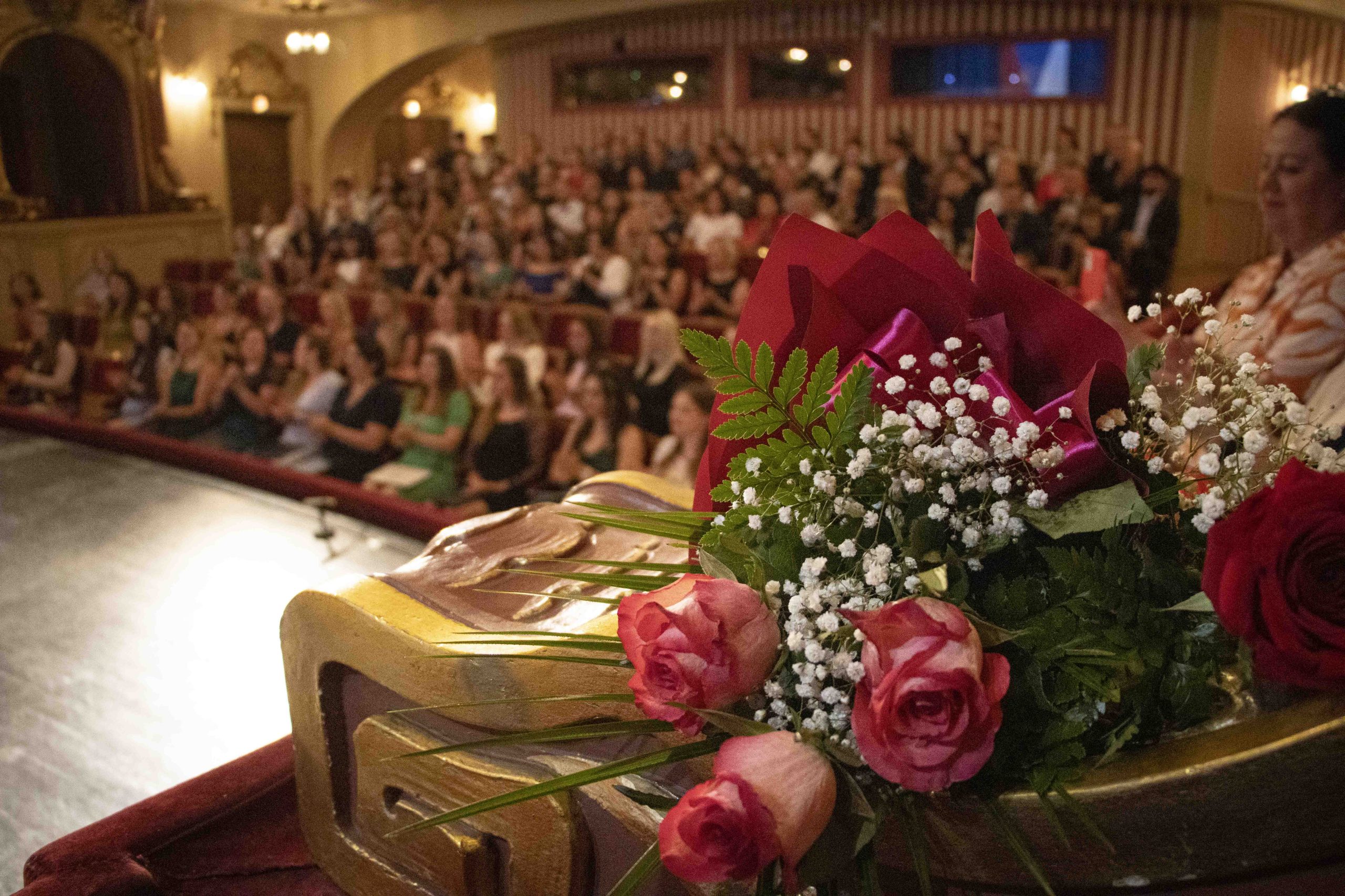 UJEP zve na slavnostní promoce 2025: Absolventi osmi fakult převezmou ...